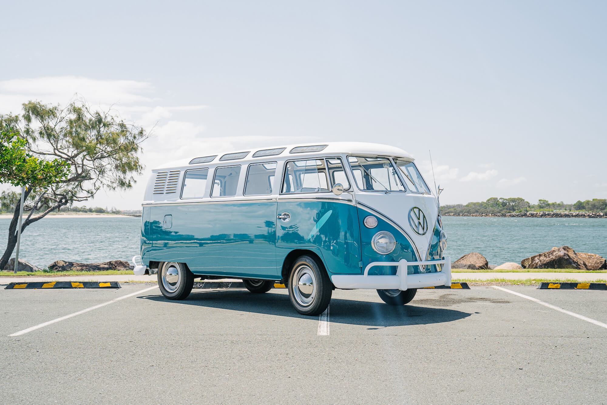 WIN A 1967 VW SPLITTY KOMBI VAN - Classics